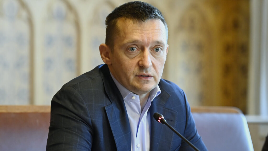 Kiderült: Rogán Antal Magyarországon marad - ACNEWS